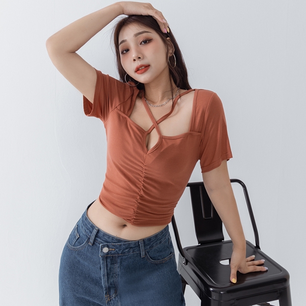 MUA!性感抽褶交叉彈性修身上衣 中大尺碼上衣 | Poly Lulu