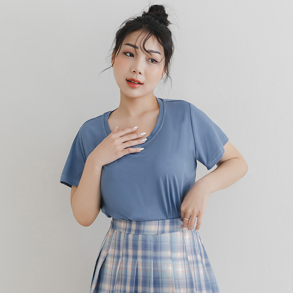 UV PRO+冰感抗菌BRA TEE(附胸墊) Pobra. 中大尺碼上衣 | Poly Lulu