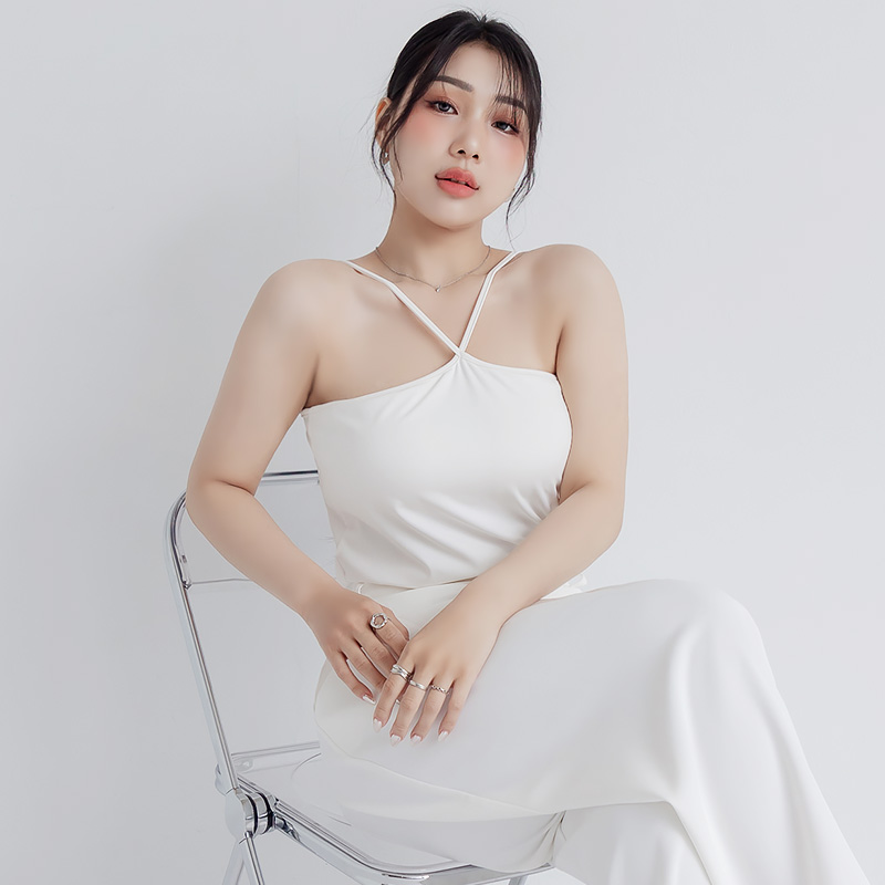 可調削肩美背BRATOP(附胸墊) Pobra. 中大尺碼上衣 | Poly Lulu