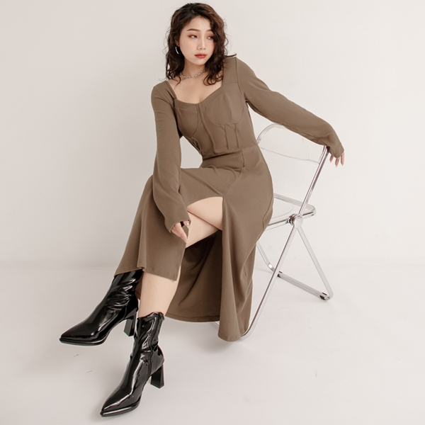 MUA!窈窕方領馬甲開衩長洋裝 中大尺碼洋裝 | Poly Lulu